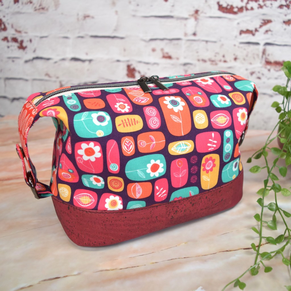 Maya Toiletry Pouch - Sewing Pattern - allsewpetite